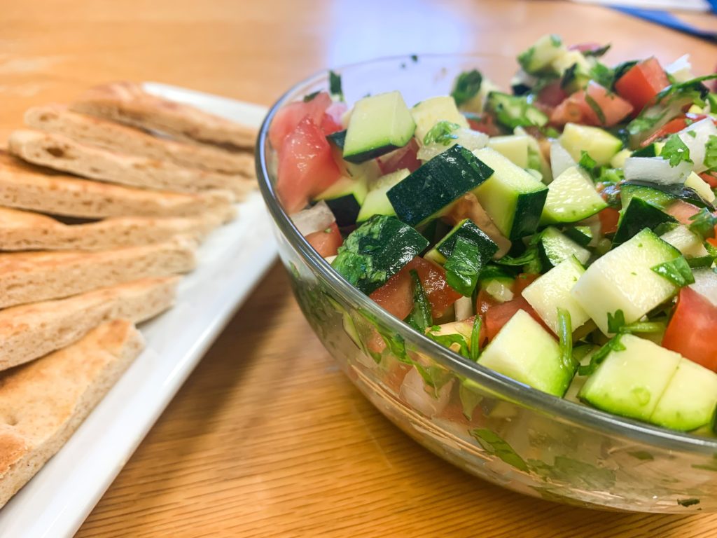 Salsa de Vegetales para el Verano | Virginia Family Nutrition Program